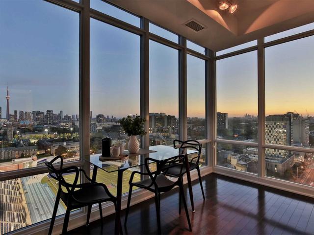 1702 - 1 Bedford Rd, Toronto | Sold, C5408443 | Condos.ca