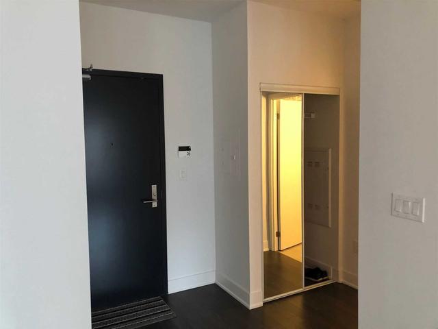610 - 955 Bay St, Toronto | Sold, C5452801 | Condos.ca