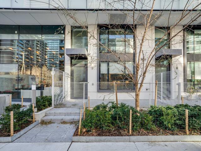 101 - 161 Roehampton Ave, Toronto | Leased, C5453239 | Condos.ca