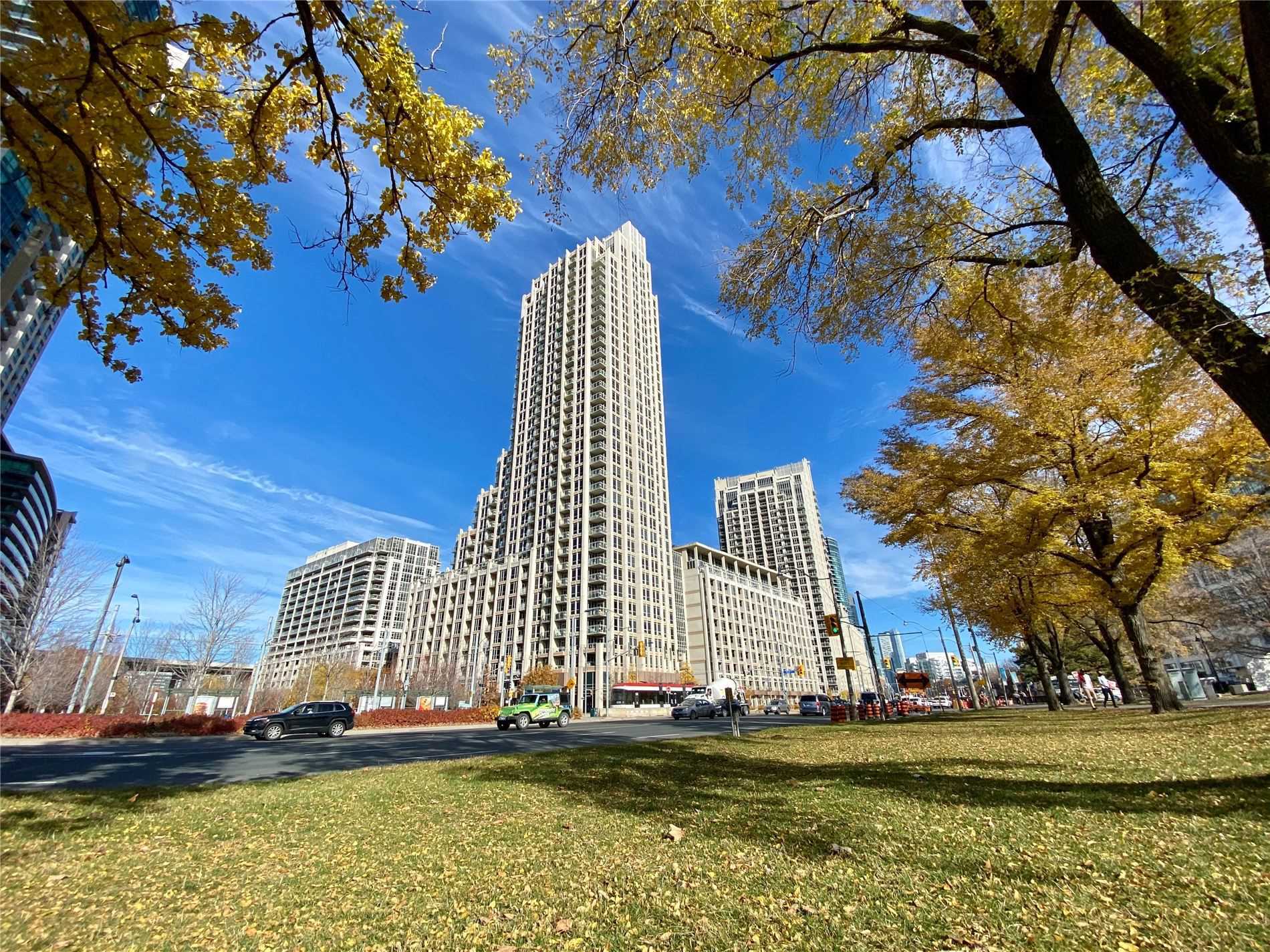 1002 - 628 Fleet St, Toronto | Sold, C5453799 | Condos.ca