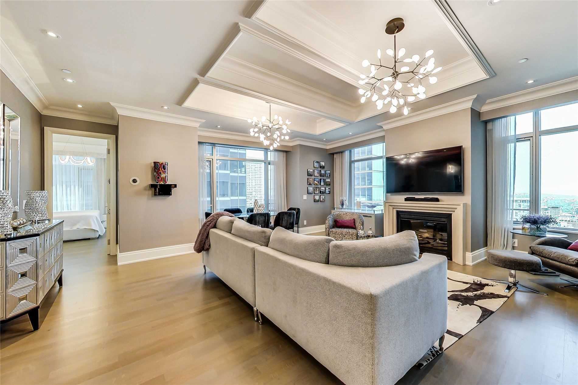 3703 - 311 Bay St, Toronto | Sold, C5472986 | Condos.ca