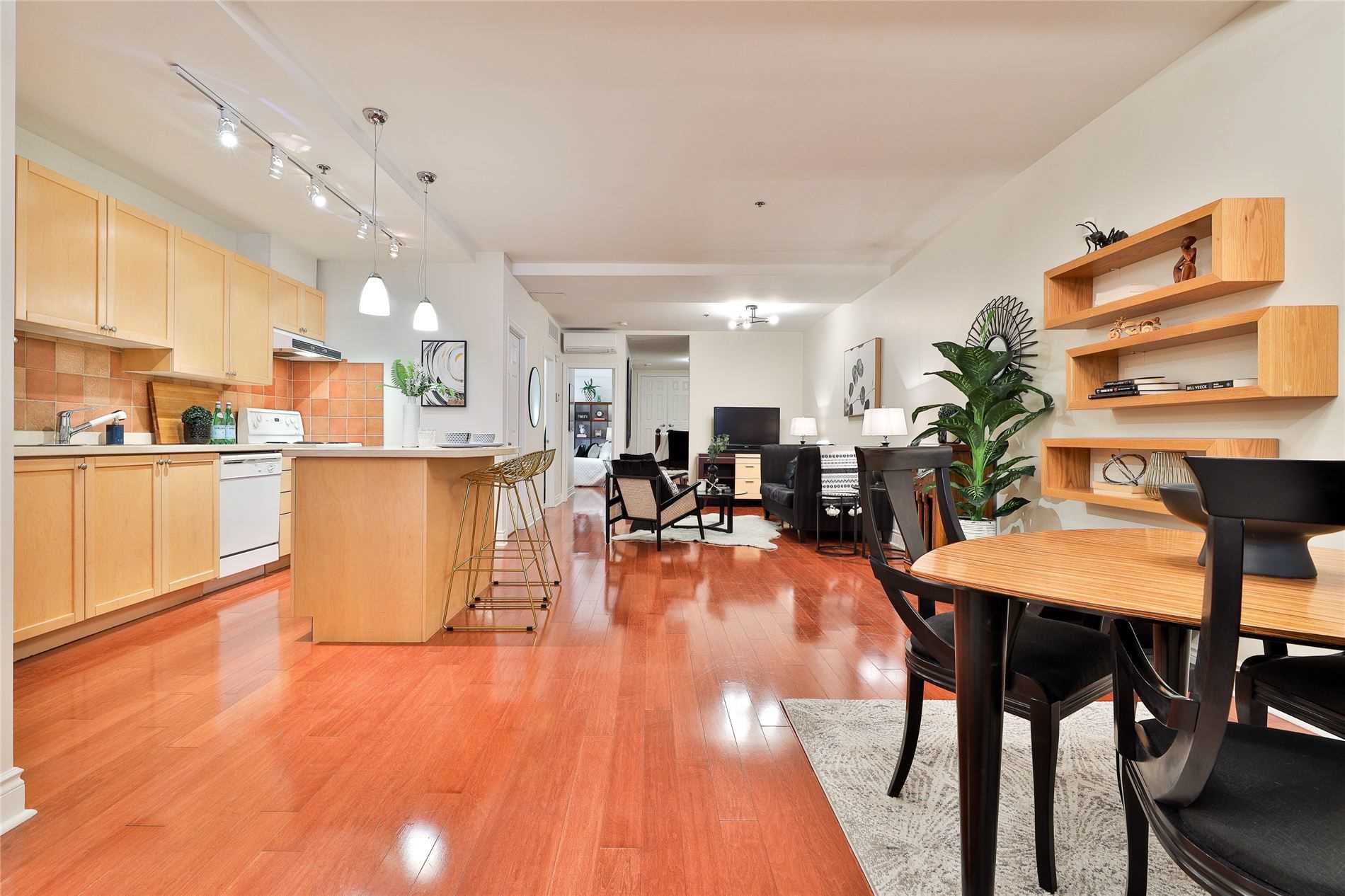 100A - 78 St. Patrick St, Toronto | Sold, C5482003 | Condos.ca