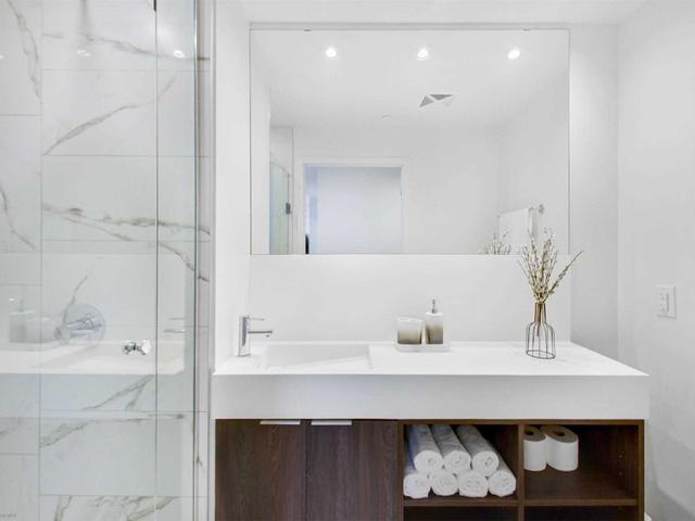 2910 - 20 Richardson St, Toronto | Sold, C5485800 | Condos.ca