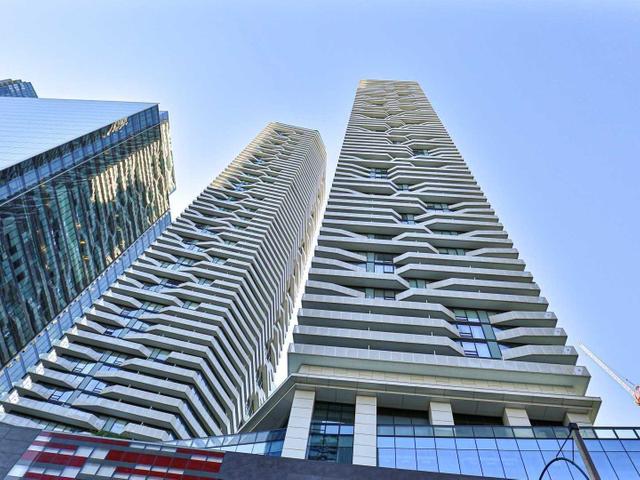 1807 - 100 Harbour St, Toronto | Sold, C5510012 | Condos.ca