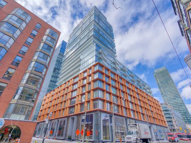 1004 - 60 Colborne St, Toronto | Sold, C5524441 | Condos.ca