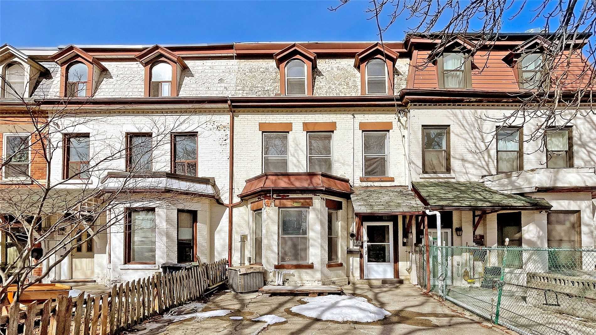 30 Phoebe St, Toronto | Sold, C5525404 | Condos.ca