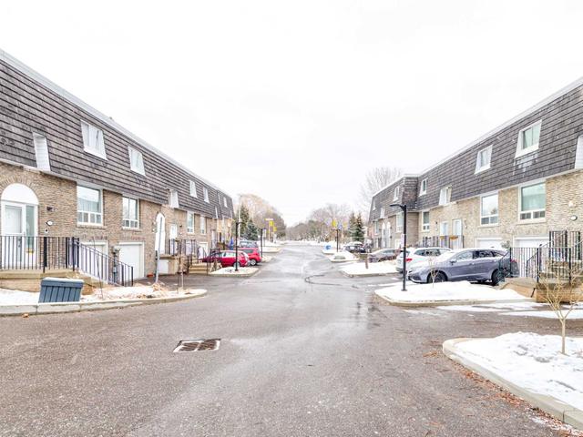 6 Tangle Briar Way, North York | Sold, C5536204 | Condos.ca