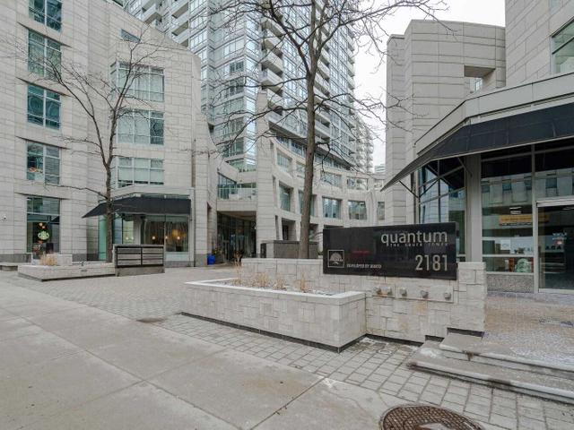 2012 - 2181 Yonge St, Toronto | Sold, C5557284 | Condos.ca