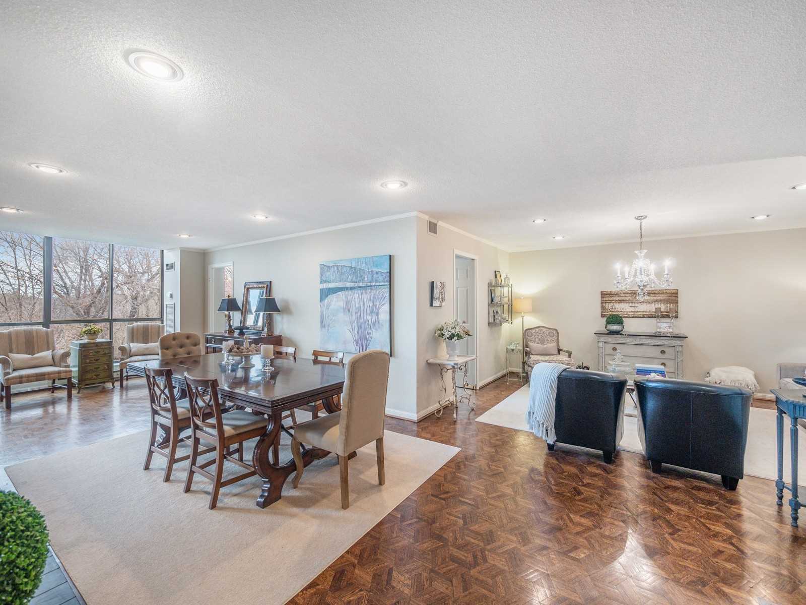 909 - 2900 Yonge St, Toronto | Sold, C5573070 | Condos.ca