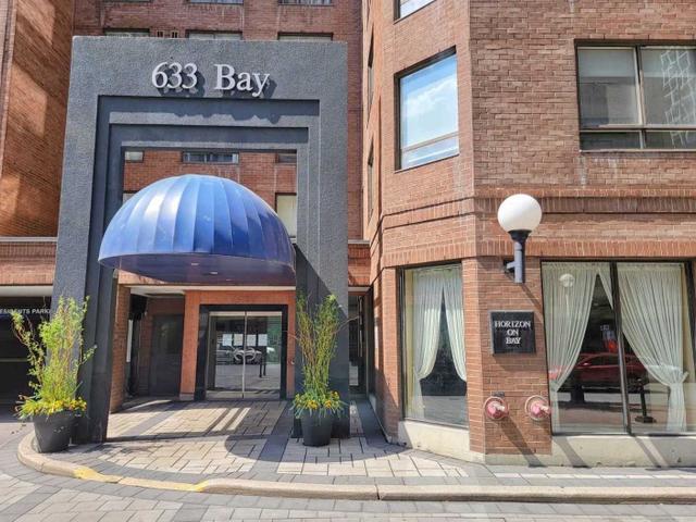 1008 - 633 Bay St, Toronto | Sold, C5574388 | Condos.ca