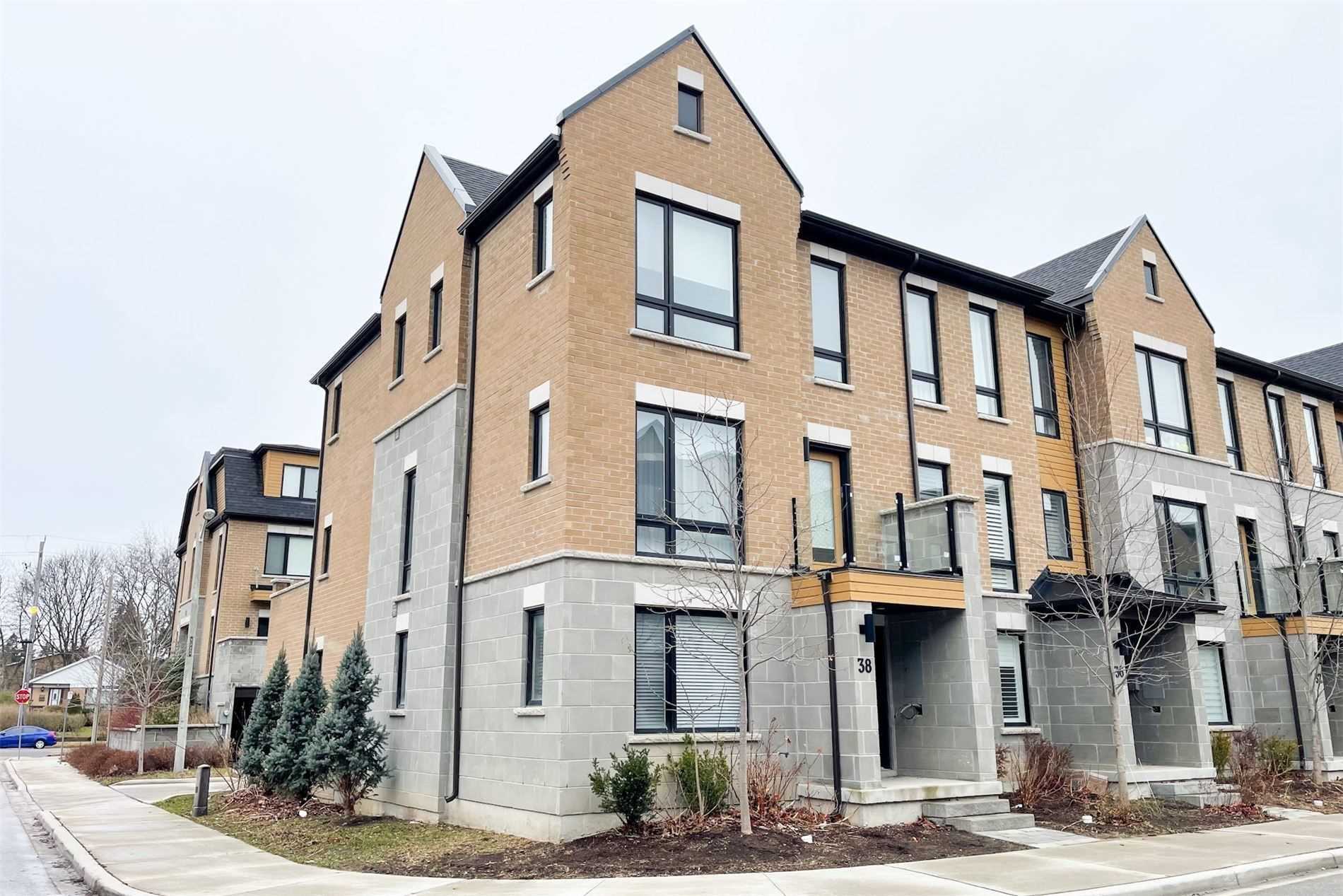 38 Kenneth Wood Cres, North York | Leased, C5594422 | Condos.ca