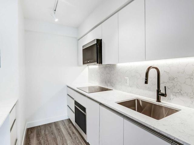 910 - 150 Roehampton Ave, Toronto | Leased, C5607371 | Condos.ca