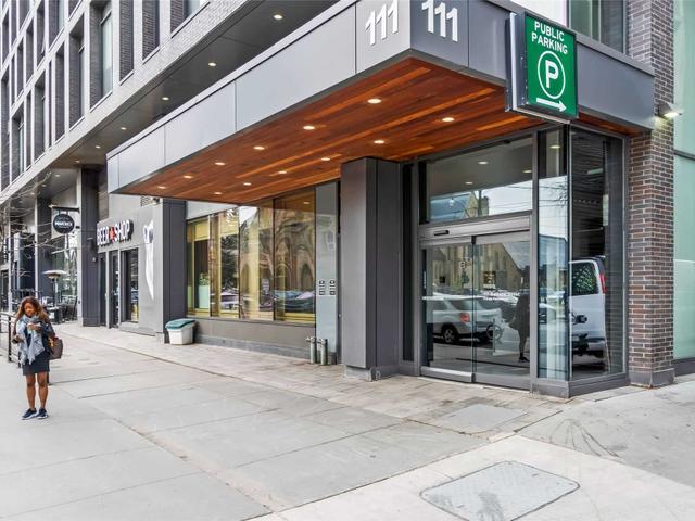 1111 - 111 Bathurst St, Toronto | Sold, C5608686 | Condos.ca