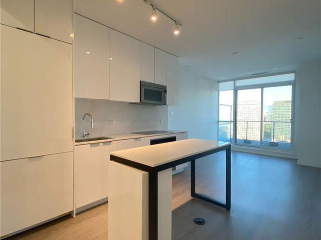 1803 - 609 Avenue Rd, Toronto | Leased, C5617193 | Condos.ca