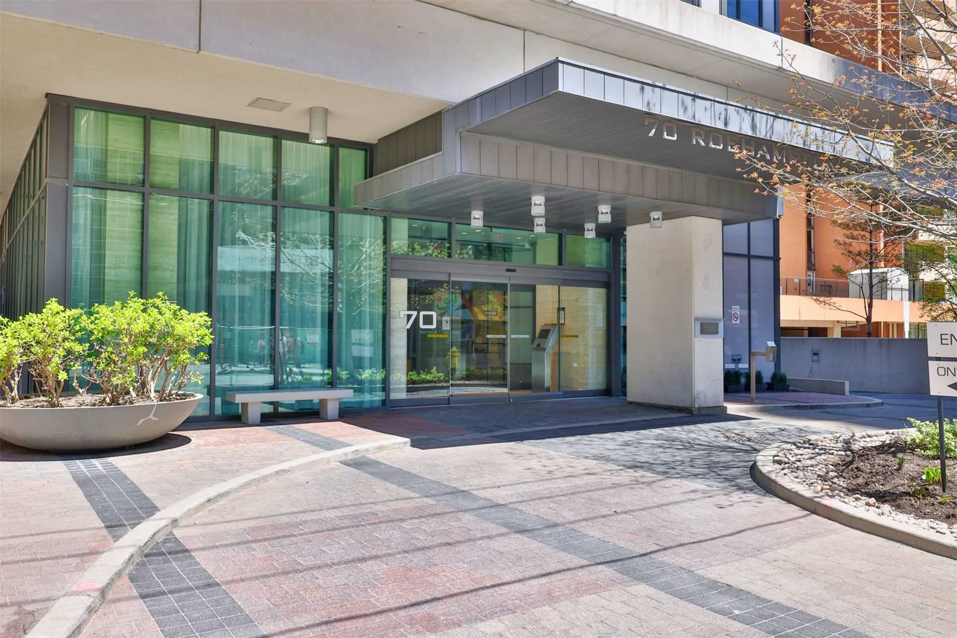 411 - 70 Roehampton Ave, Toronto | Sold, C5620246 | Condos.ca