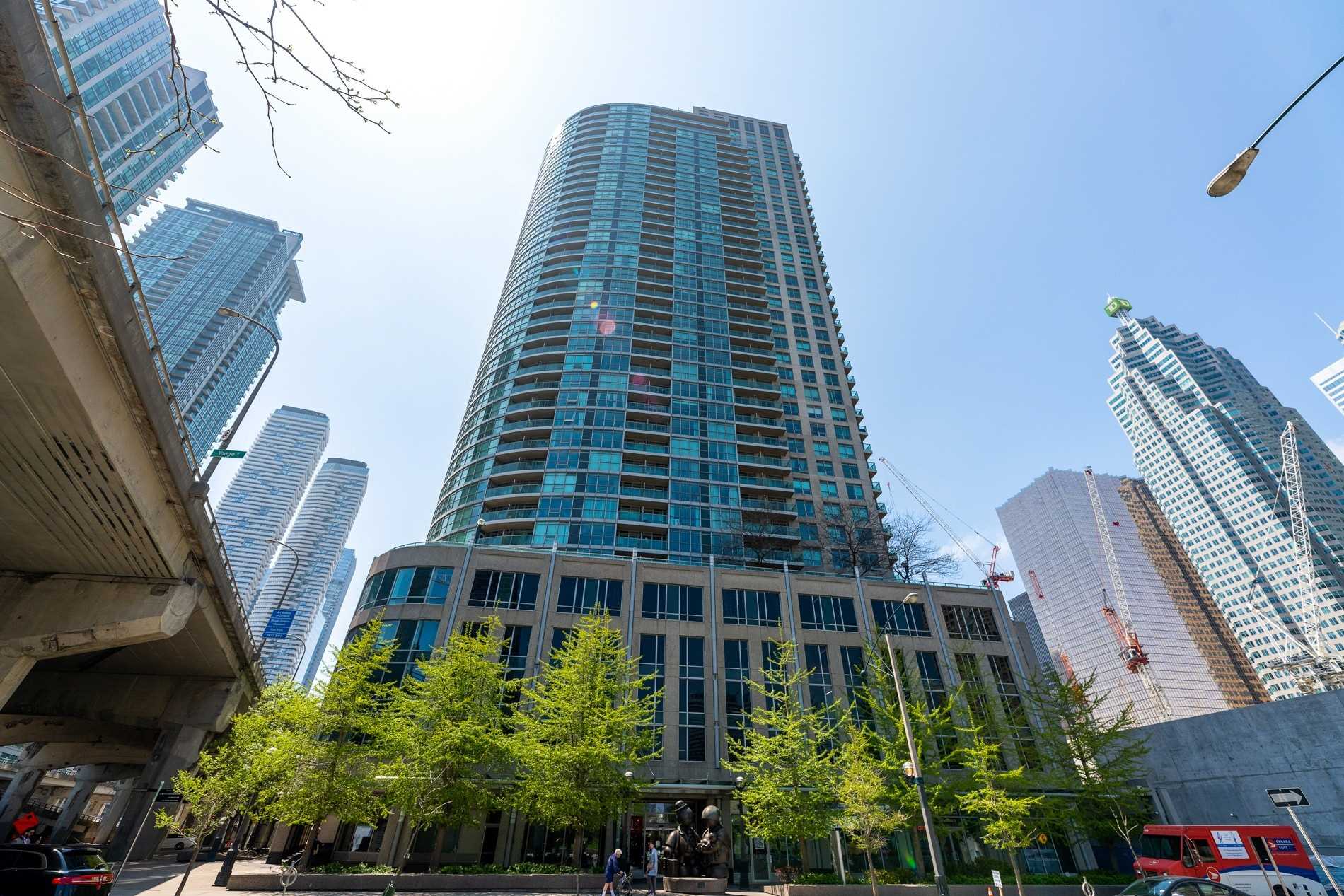 1512 - 18 Yonge St, Toronto | Leased, C5627879 | Condos.ca