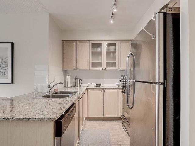 2801 - 761 Bay St, Toronto | Sold, C5663480 | Condos.ca