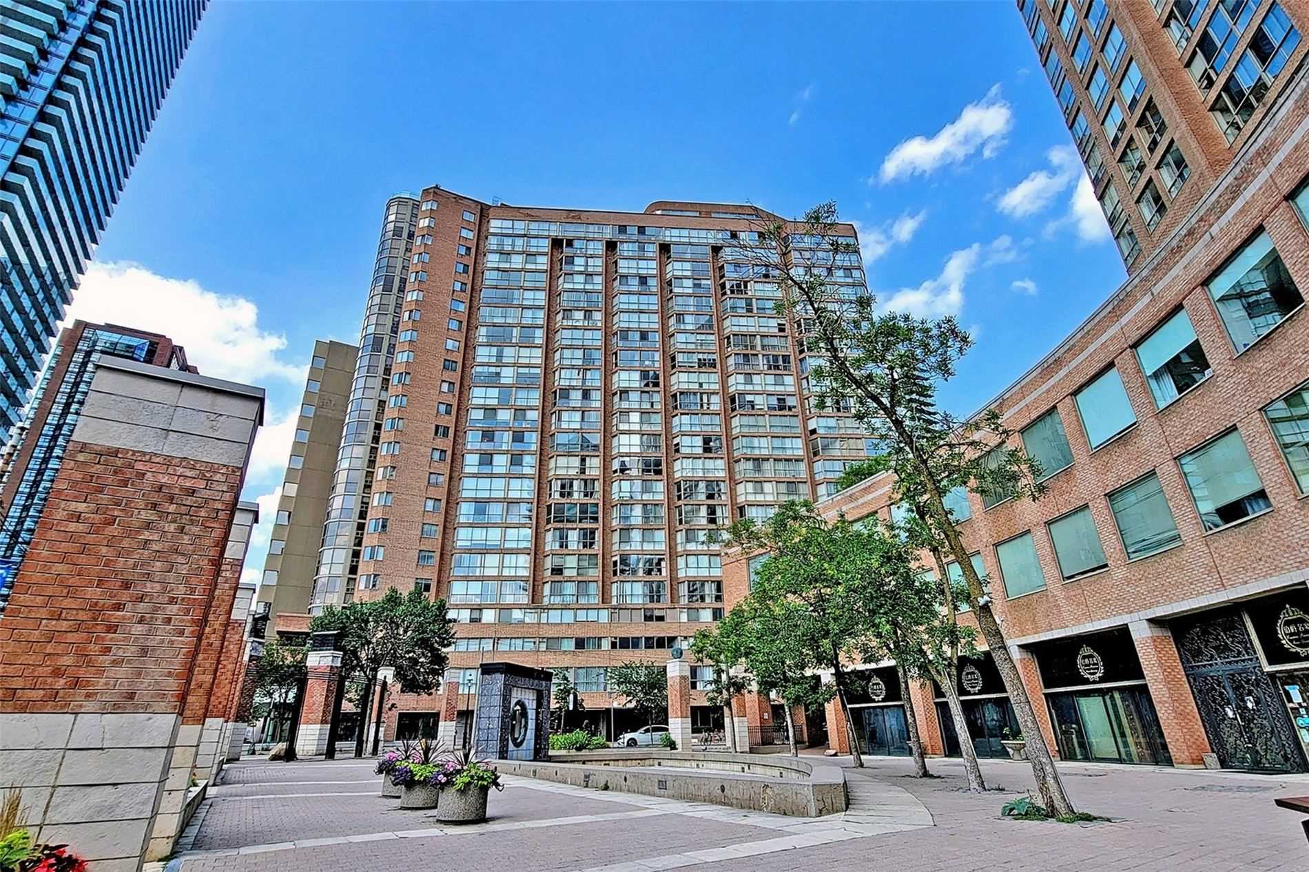 615 - 1055 Bay St, Toronto | Sold, C5670097 | Condos.ca