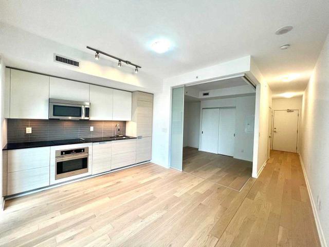 1213 - 210 Simcoe St, Toronto | Leased, C5687595 | Condos.ca