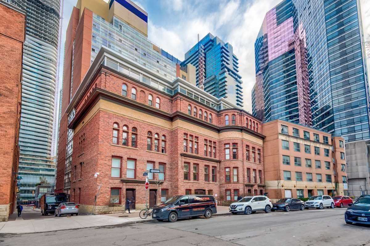 1512 - 11 St Joseph St, Toronto | Leased, C5701825 | Condos.ca