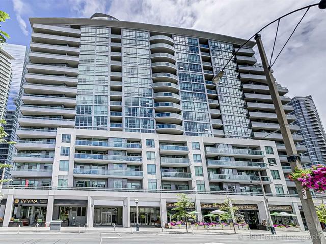 221 - 25 Lower Simcoe St, | Sold, C5704032 | Condos.ca