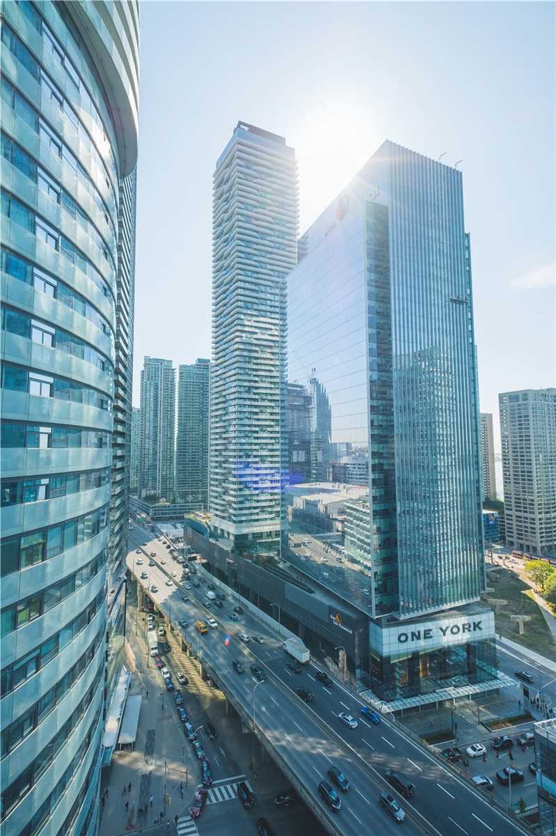 2010 - 12 York St, Toronto | Leased, C5710044 | Condos.ca