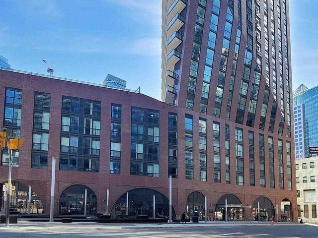 99 John St, Toronto, ON | Condos.ca