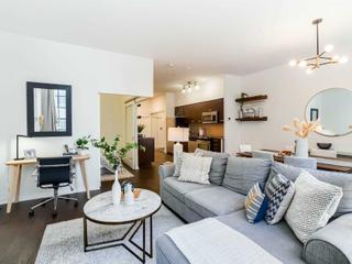 832 Bay St | Burano on Bay Condos | 5 Condos for Sale & 7 Condos for ...