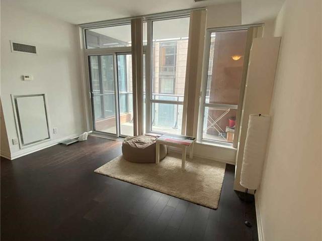 1707 - 8 Mercer St, Toronto | Sold, C5745180 | Condos.ca