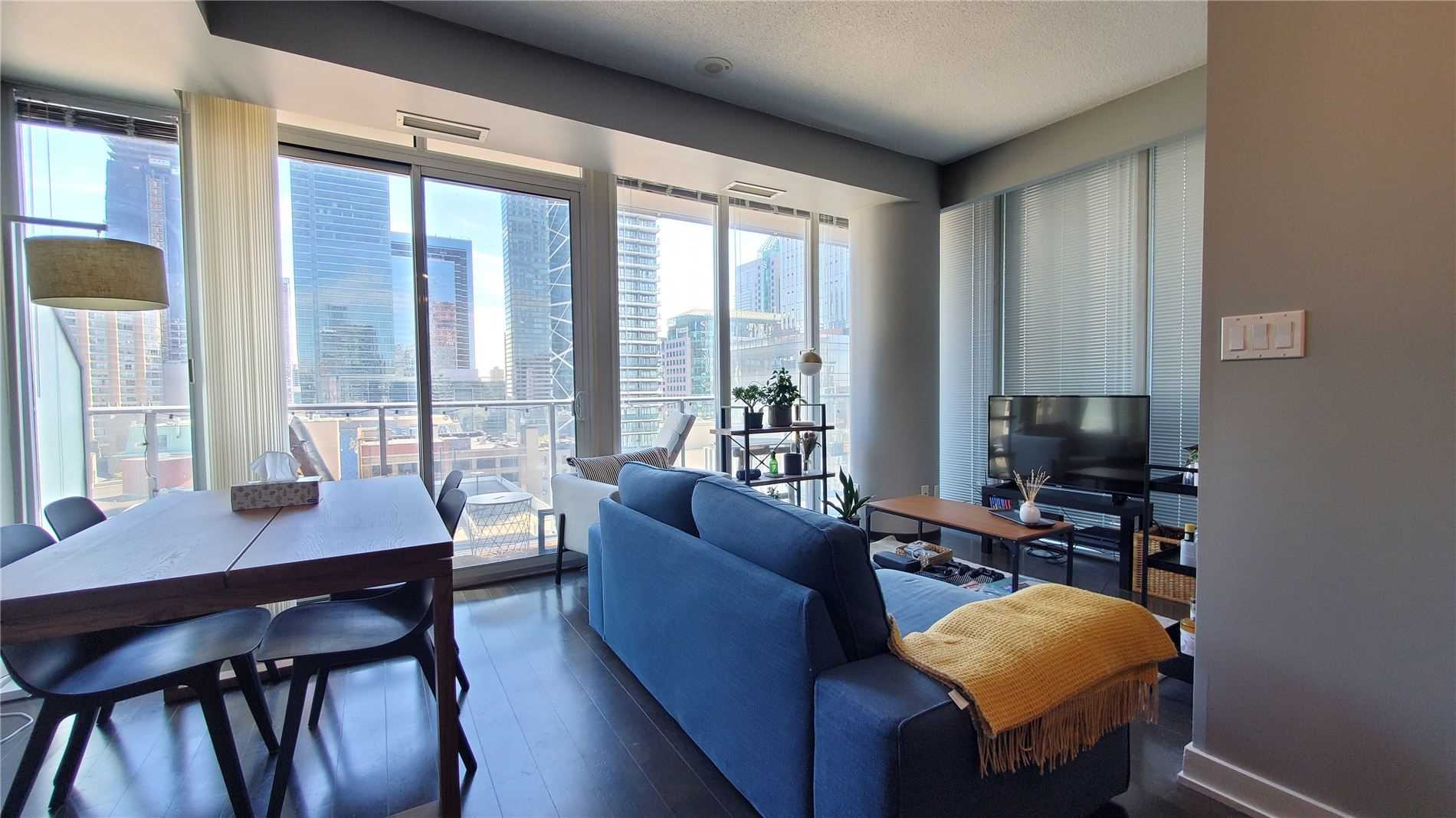 1103 - 126 Simcoe St, Toronto | Terminated, C5766579 | Condos.ca