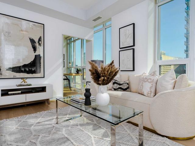 2808 - 126 Simcoe St, Toronto | Sold, C5787106 | Condos.ca