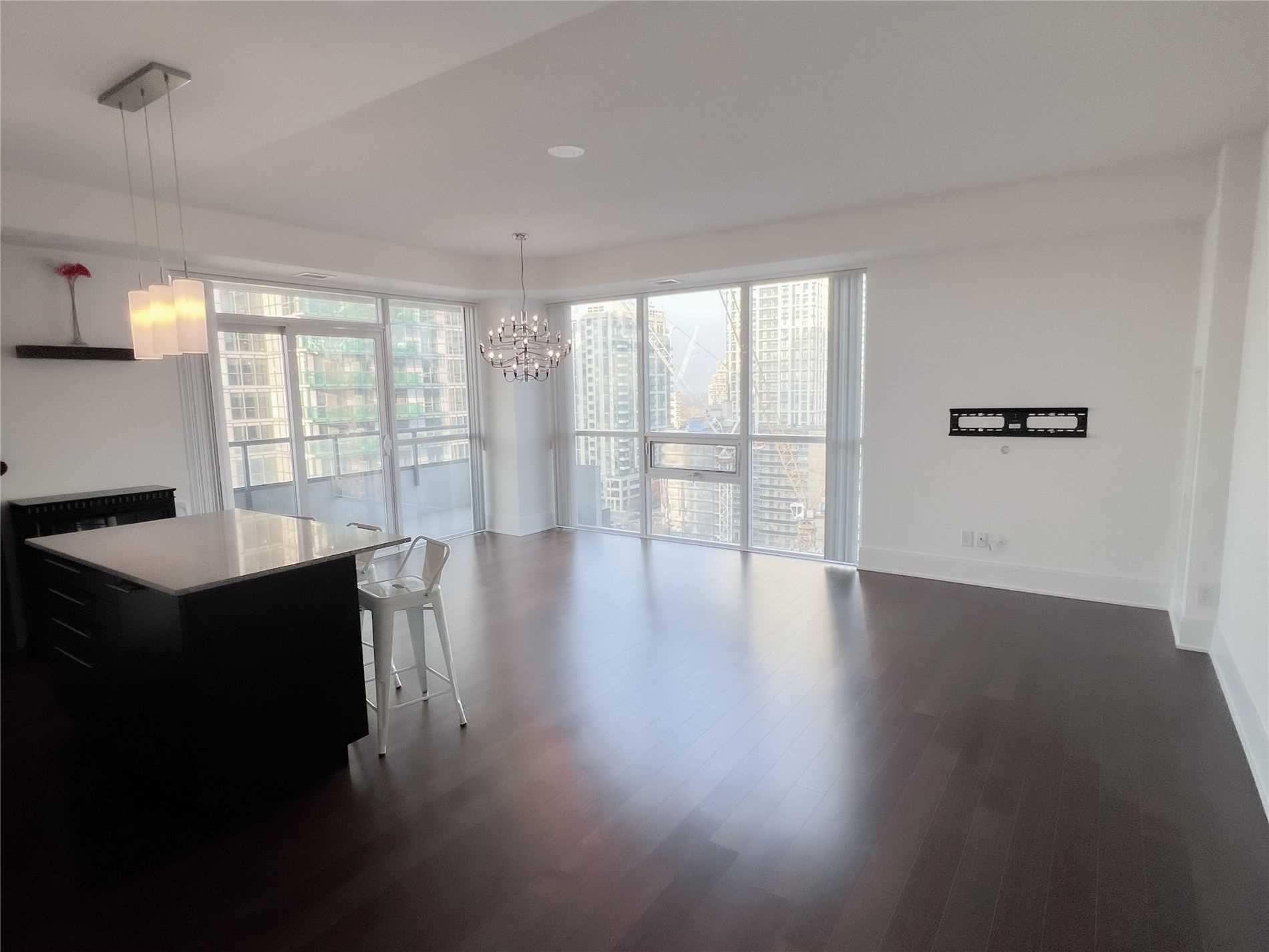 1121 - 70 Roehampton Ave Ave, Toronto | Leased, C5820186 | Property.ca