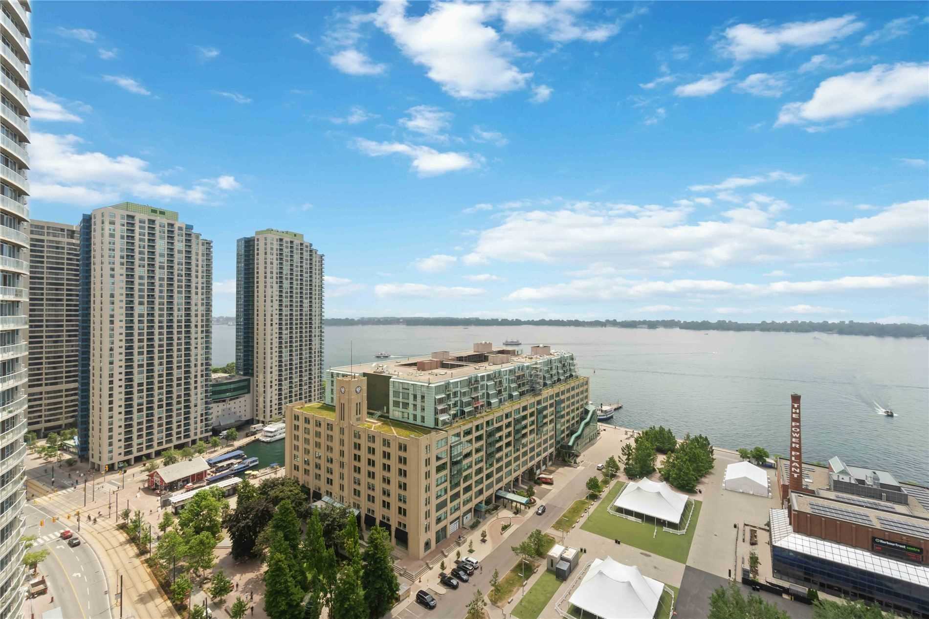 #2206 - 218 Queens Quay W, Toronto | Sold, C5833817 | Condos.ca