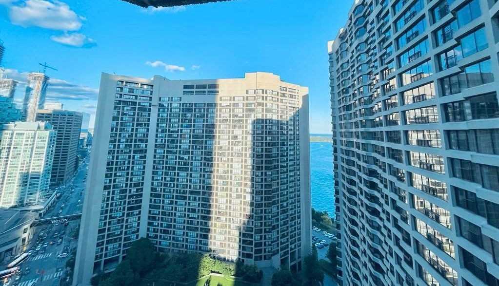 2818 - 55 Harbour Sq, Toronto | Sold, C5837645 | Condos.ca