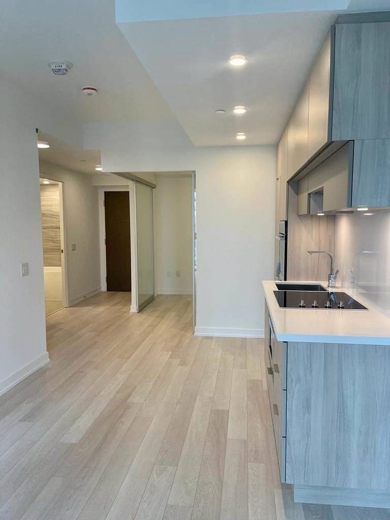 1802 - 39 Roehampton Ave, Toronto | Leased, C5845393 | Condos.ca