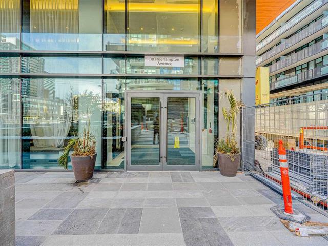2501 - 39 Roehampton Ave, Toronto | Leased, C5846539 | Condos.ca