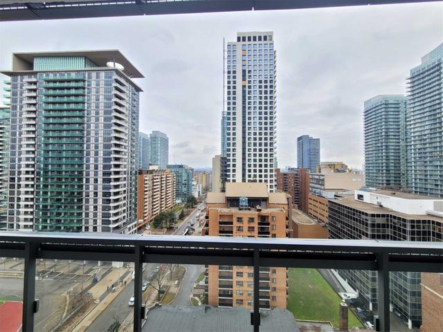 1210 - 39 Roehampton Ave, Toronto | Terminated, C5847054 | Condos.ca