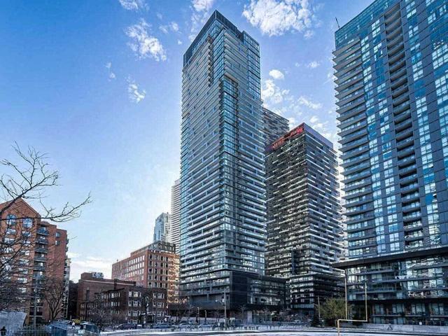 3010 - 39 Roehampton Ave, Toronto | Leased, C5851970 | Condos.ca