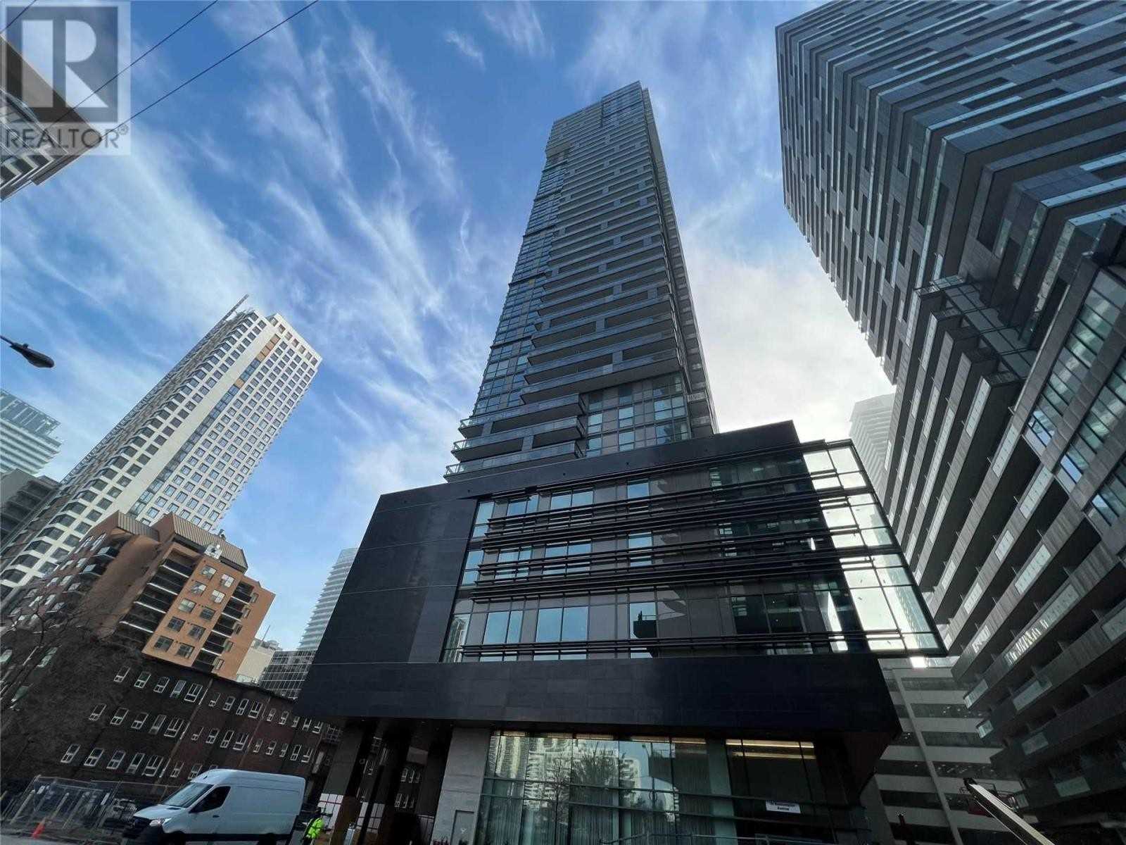 2203 - 39 Roehampton Ave, Toronto | Leased, C5862194 | Condos.ca