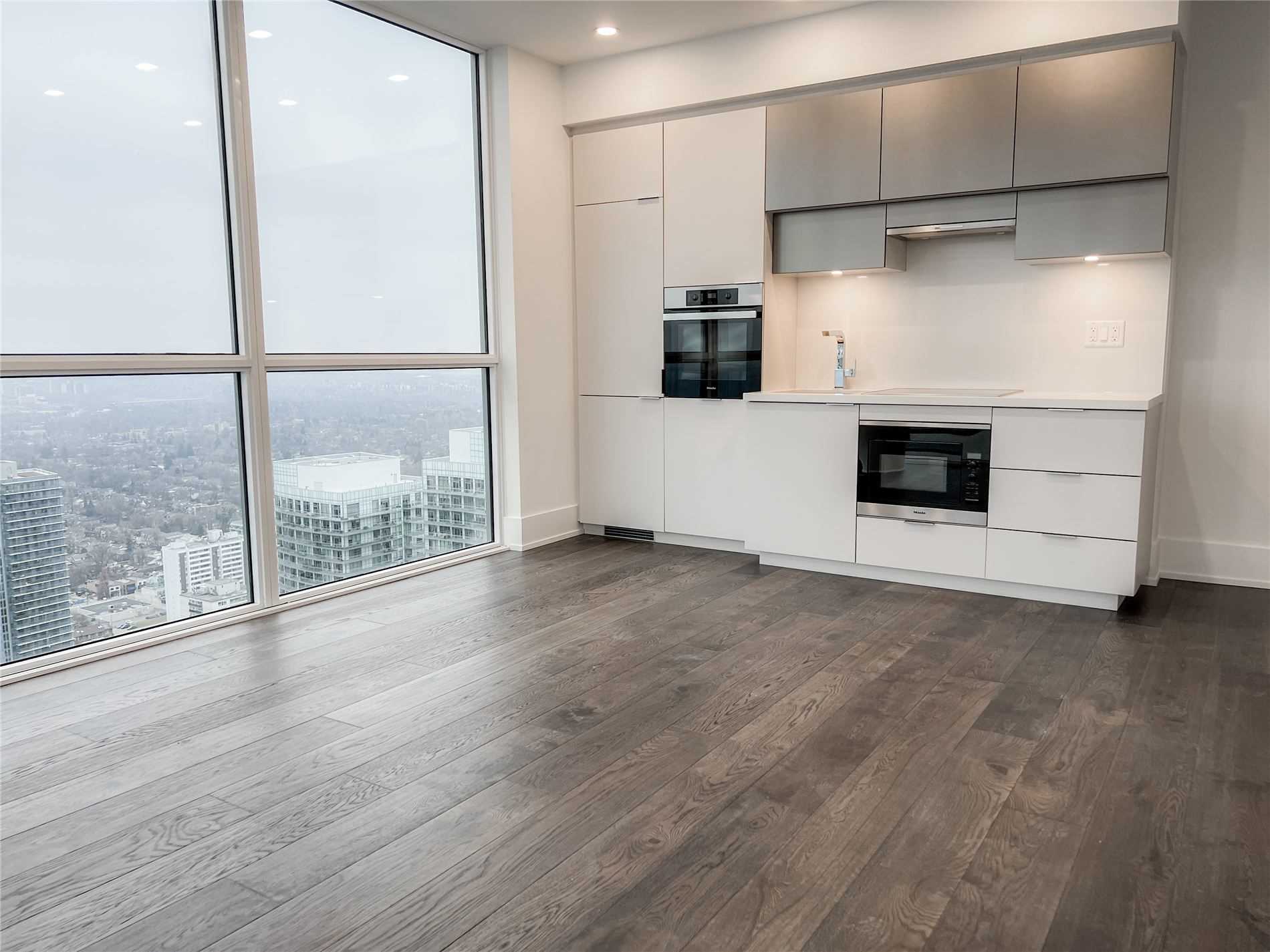 4309 - 39 Roehampton Ave, Toronto | Leased, C5869891 | Condos.ca