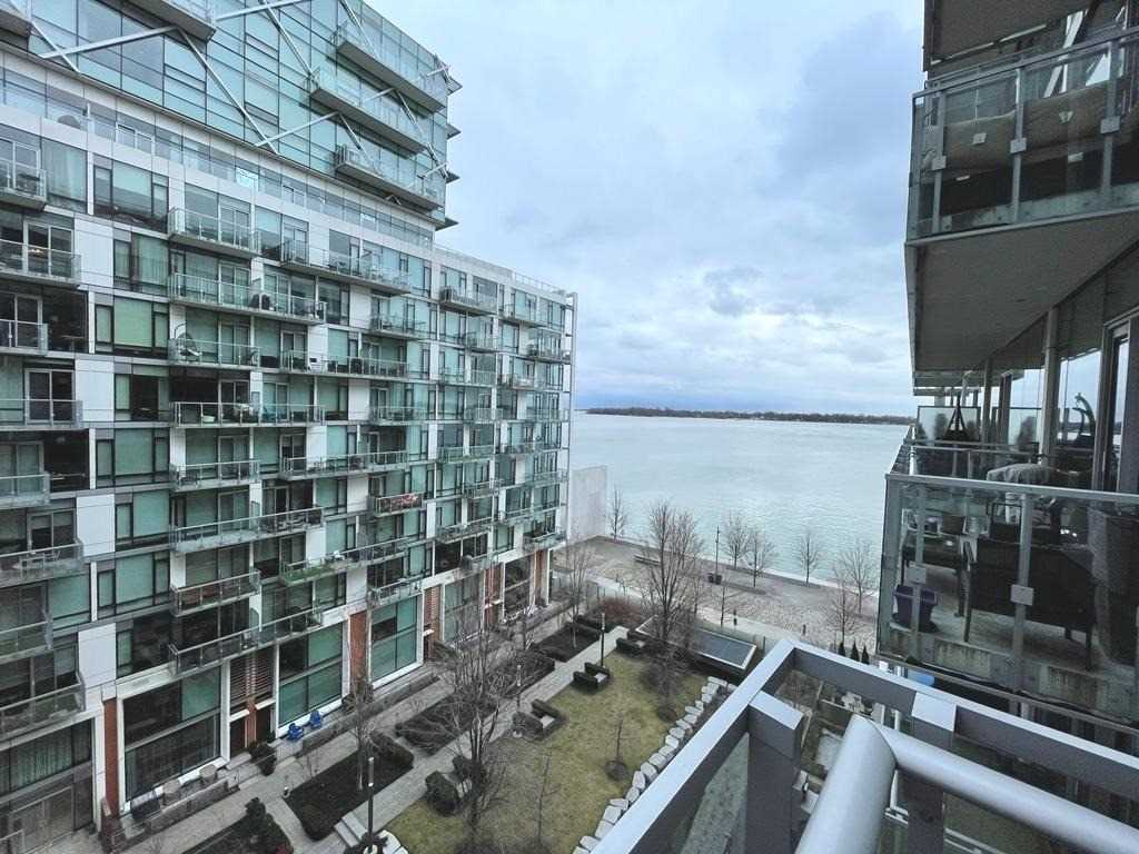 718 - 39 Queens Quay E, Toronto | Suspended, C5871937 | Condos.ca