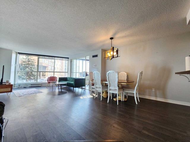 606 - 1055 Bay St, Toronto | Leased, C5883859 | Condos.ca