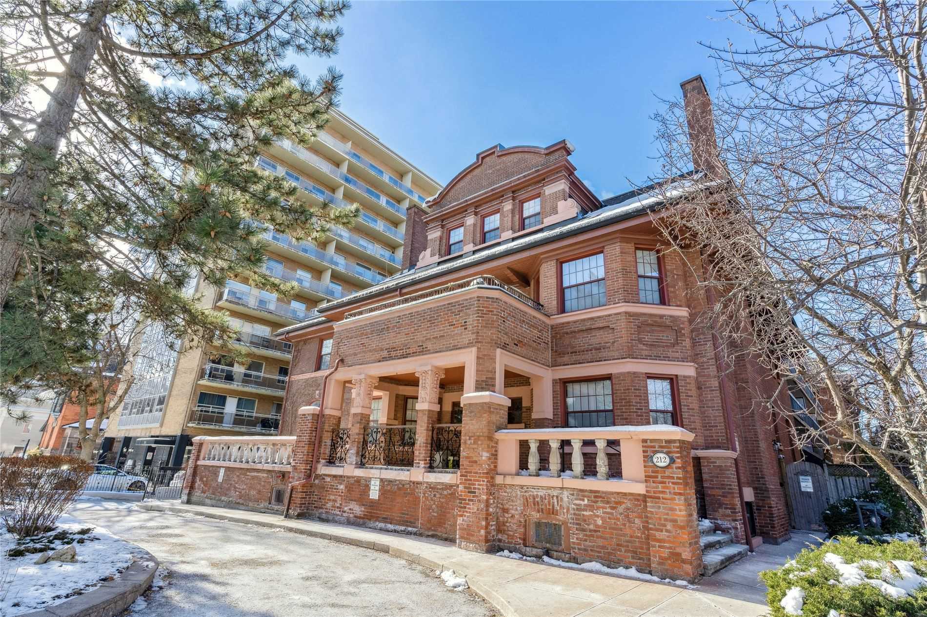303 - 212 St George St, Toronto | Sold, C5886106 | MrLOFT.ca