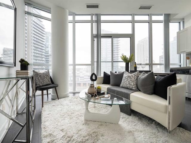 821 - 169 Fort York Blvd, Toronto | Sold, C5886652 | Condos.ca