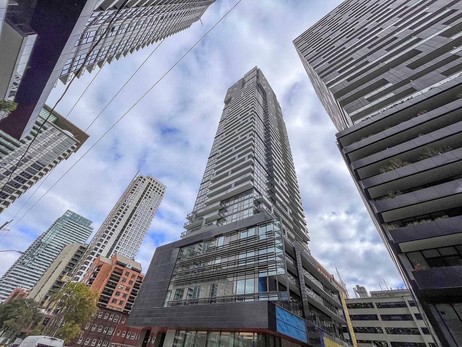 4406 - 39 Roehampton Ave, Toronto | Leased, C5891411 | Condos.ca