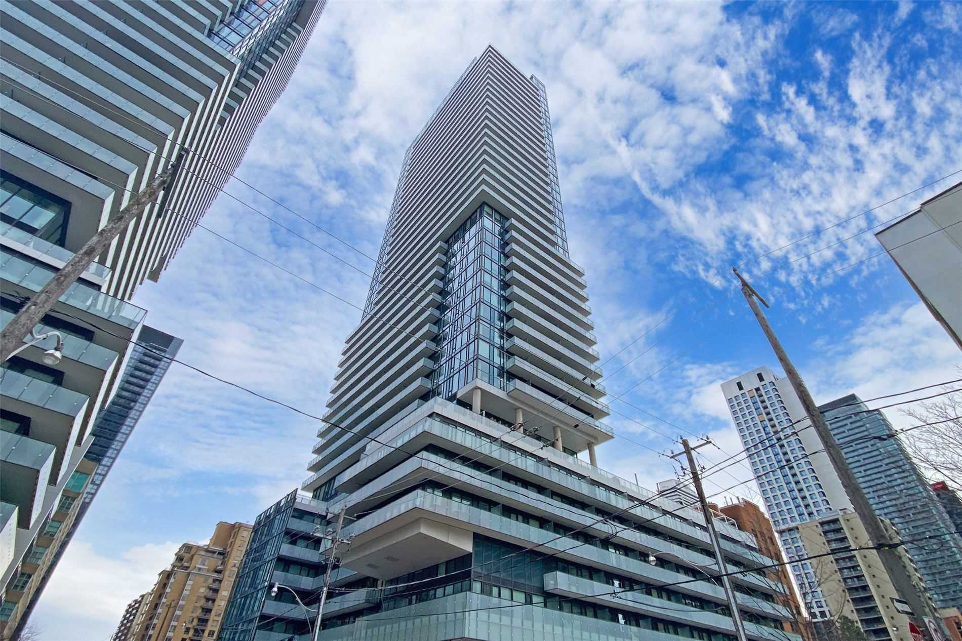 2001 - 161 Roehampton Ave, Toronto | Sold, C5899487 | Condos.ca