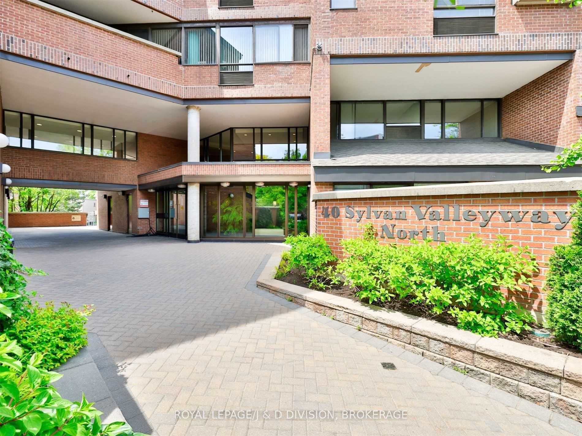 504 - 40 Sylvan Valleyway, North York | Terminated, C5900197 | Condos.ca
