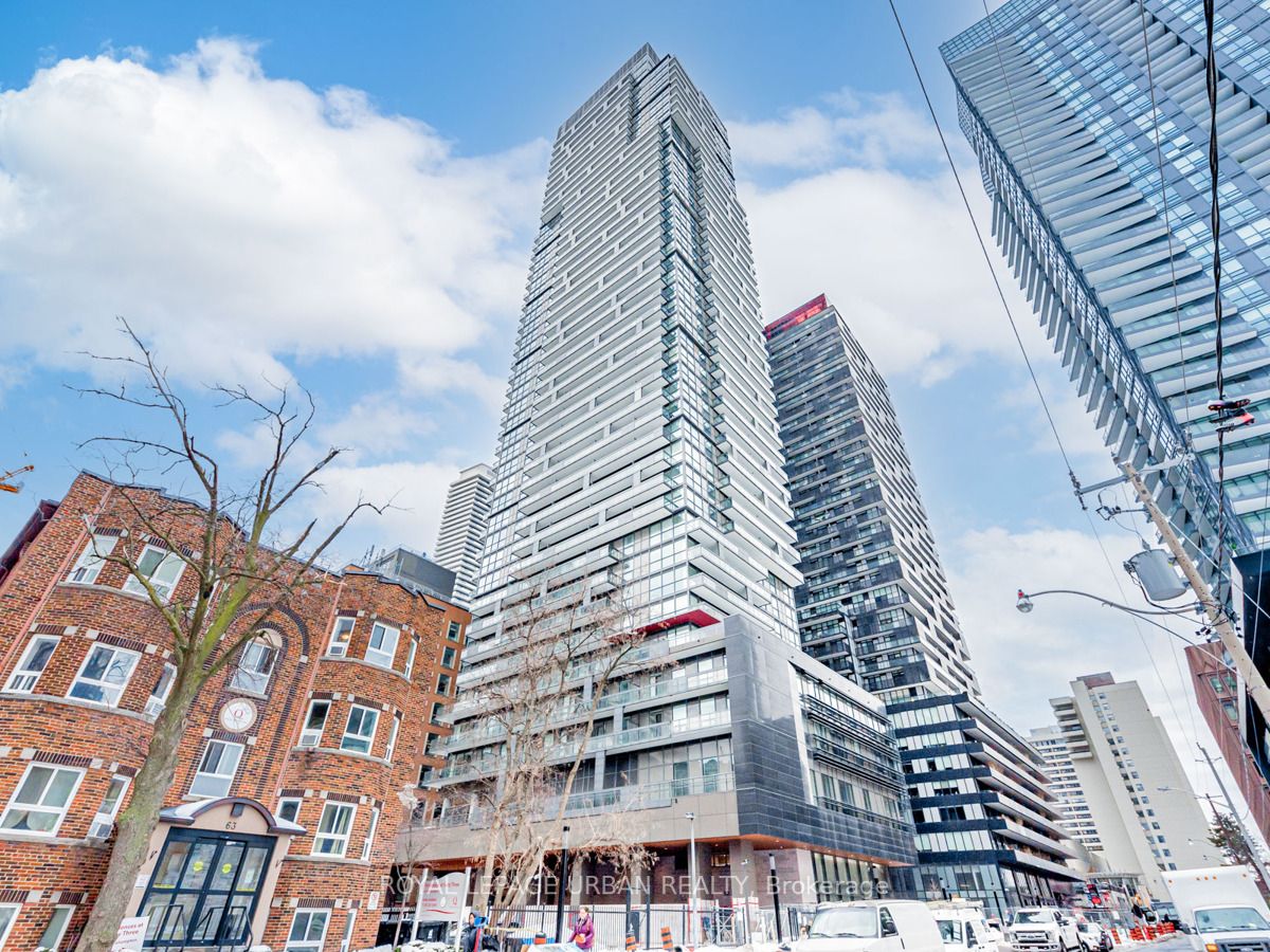 2303 - 39 Roehampton Ave, Toronto | Terminated, C5900412 | Condos.ca