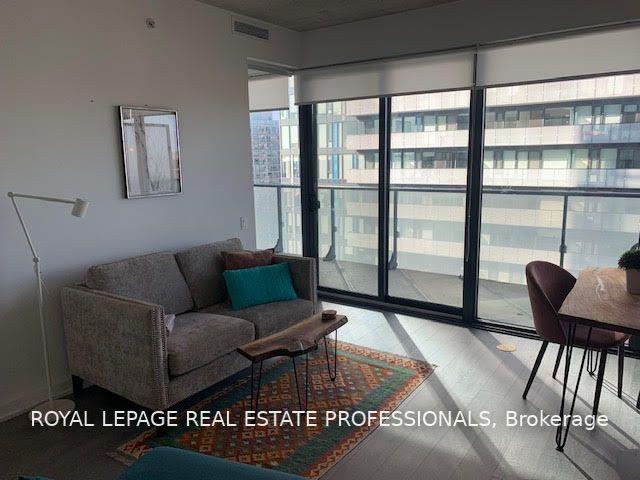 3002 - 185 Roehampton Ave, Toronto | Leased, C5902588 | Condos.ca