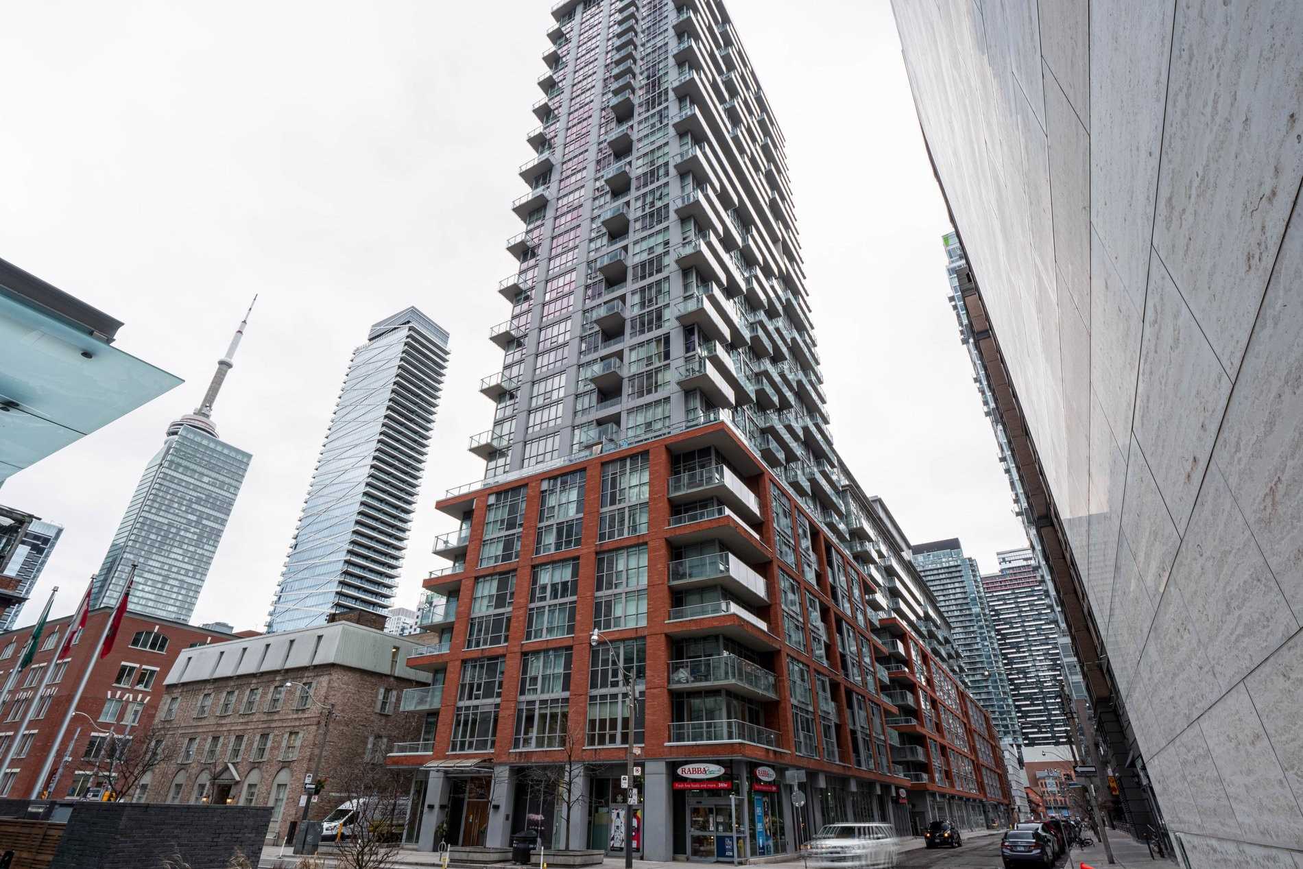 1405 - 126 Simcoe St, Toronto | Terminated, C5907565 | Condos.ca